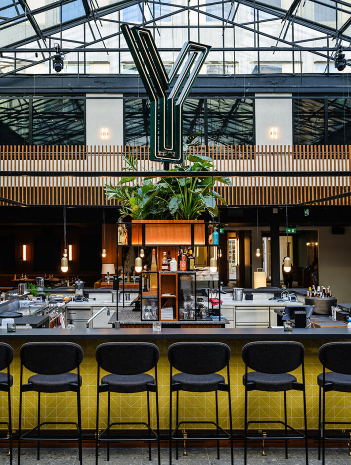 Restaurant & bar gallery ‹ Yalo